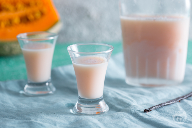 Meloncello - Italian recipes by GialloZafferano